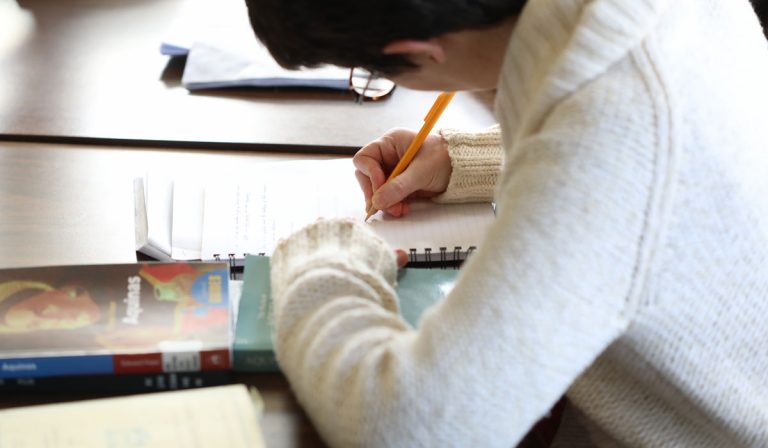 Step By Step Guide on Crafting a Successful Dissertation Rationale